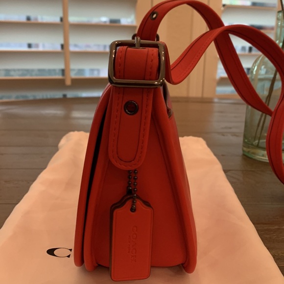 Coach | Bags | Nwt Coach Glove Tanned Leather Saddle Bag In Dark Coral ...